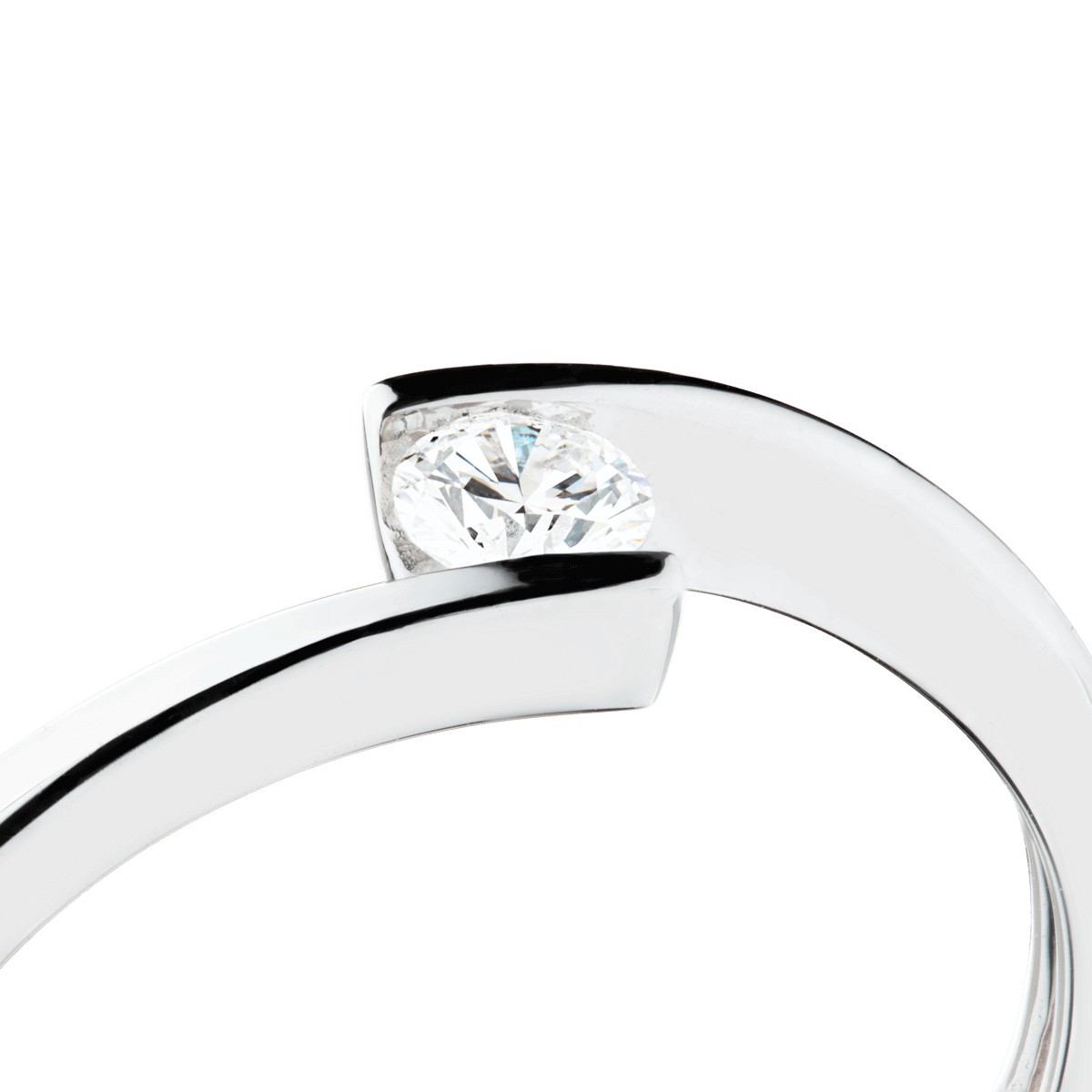Les Poinçonneurs Léa engagement ring white gold diamond | LEPAGE