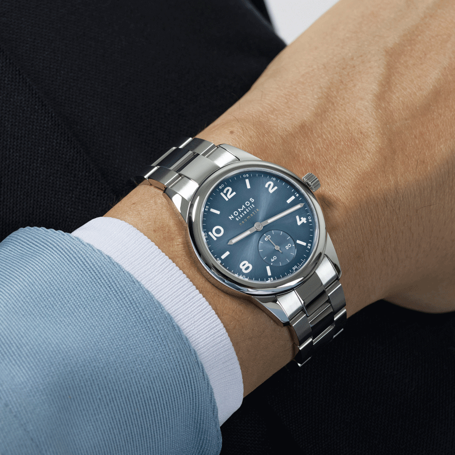 Montre NOMOS Club Sport Neomatik Polar fond acier 37 mm 747 - Lepage