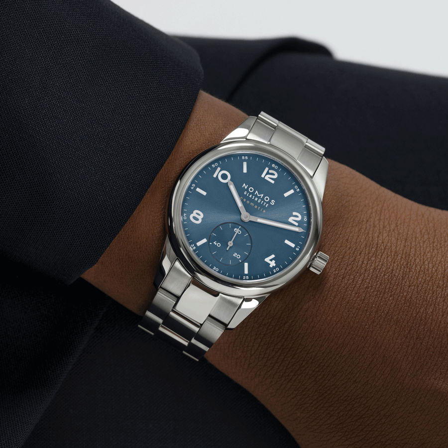 Montre NOMOS Club Sport Neomatik Polar fond acier 37 mm 747 - Lepage