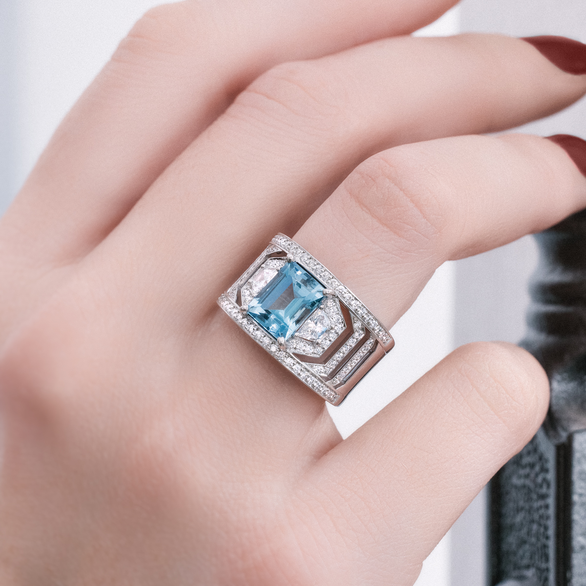 La Santa-Maria ring white gold aquamarine diamonds | LEPAGE