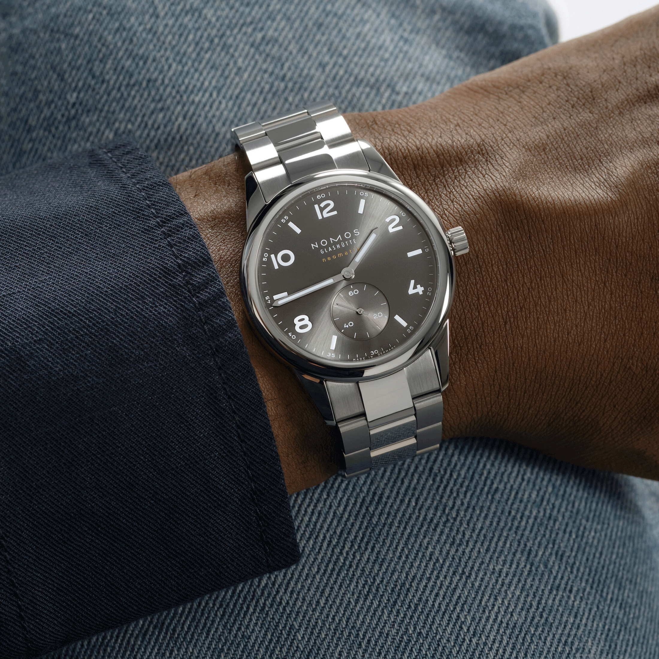 Montre Nomos Club Sport Neomatik Smoke Auto 39,5 mm 764 - Lepage