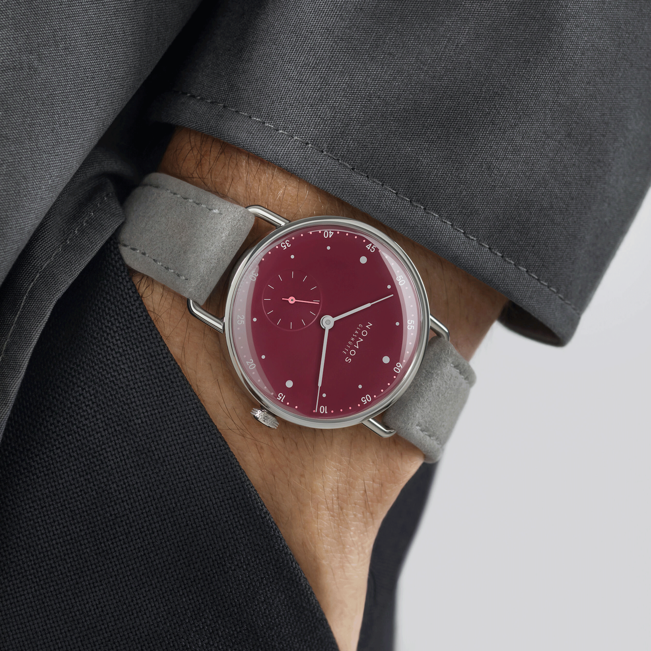 Nomos Metro Muted Red mechanical watch 33 mm 1123 - Lepage