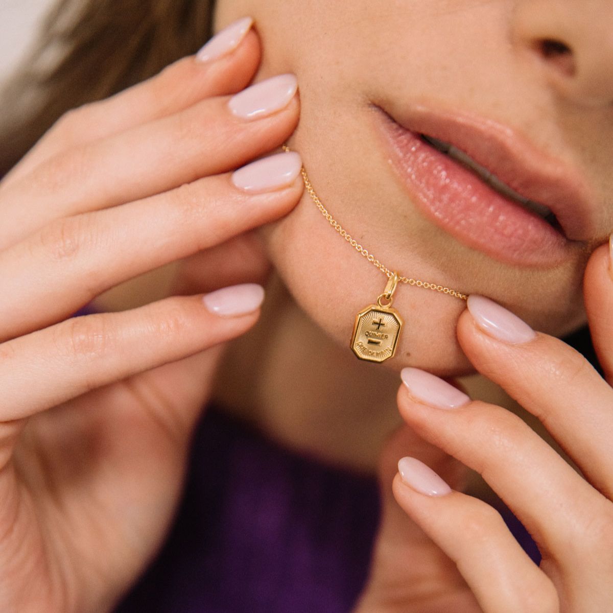 Augis Amour L'Exclusive medal in yellow gold | Lepage