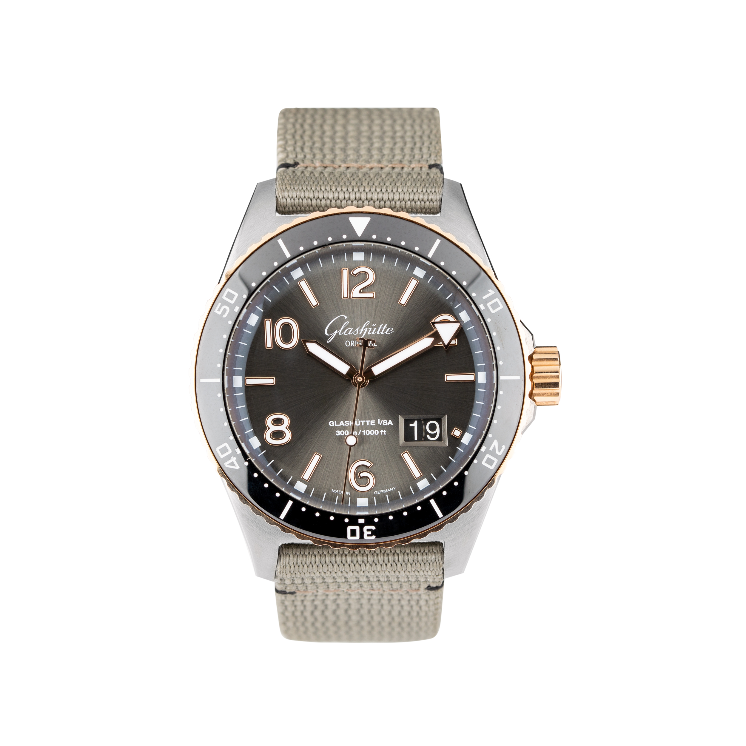 Pre-Owned Glashütte Original SeaQ Date Panorama Full Set 2022 - Lepage