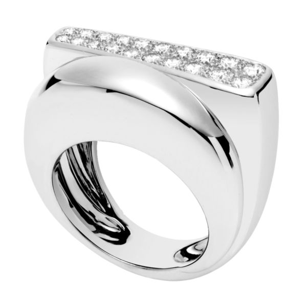 Fred Success ring medium model white gold diamonds | LEPAGE