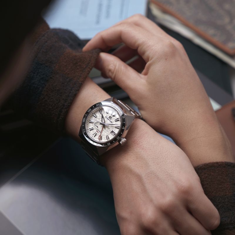 Grand Seiko Sport Tokyo Lion GMT Spring Drive SBGE307 - Lepage