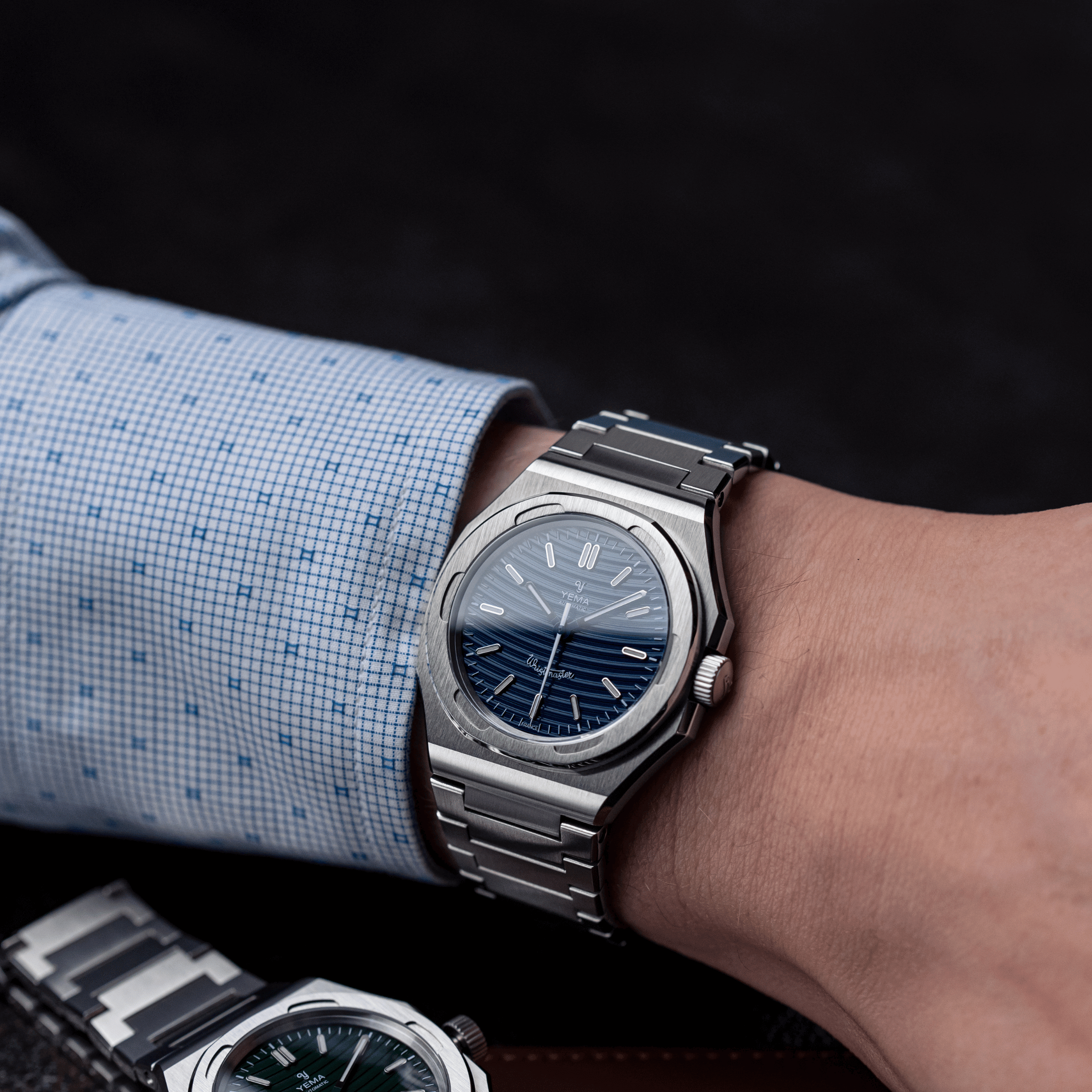 Wristmaster Traveller Micro-Rotor Blue YWTR22-GMS - Lepage