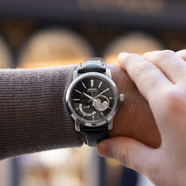 Pre-Owned Seiko Spring Drive Moonphase SNR017 Full Set - Lepage