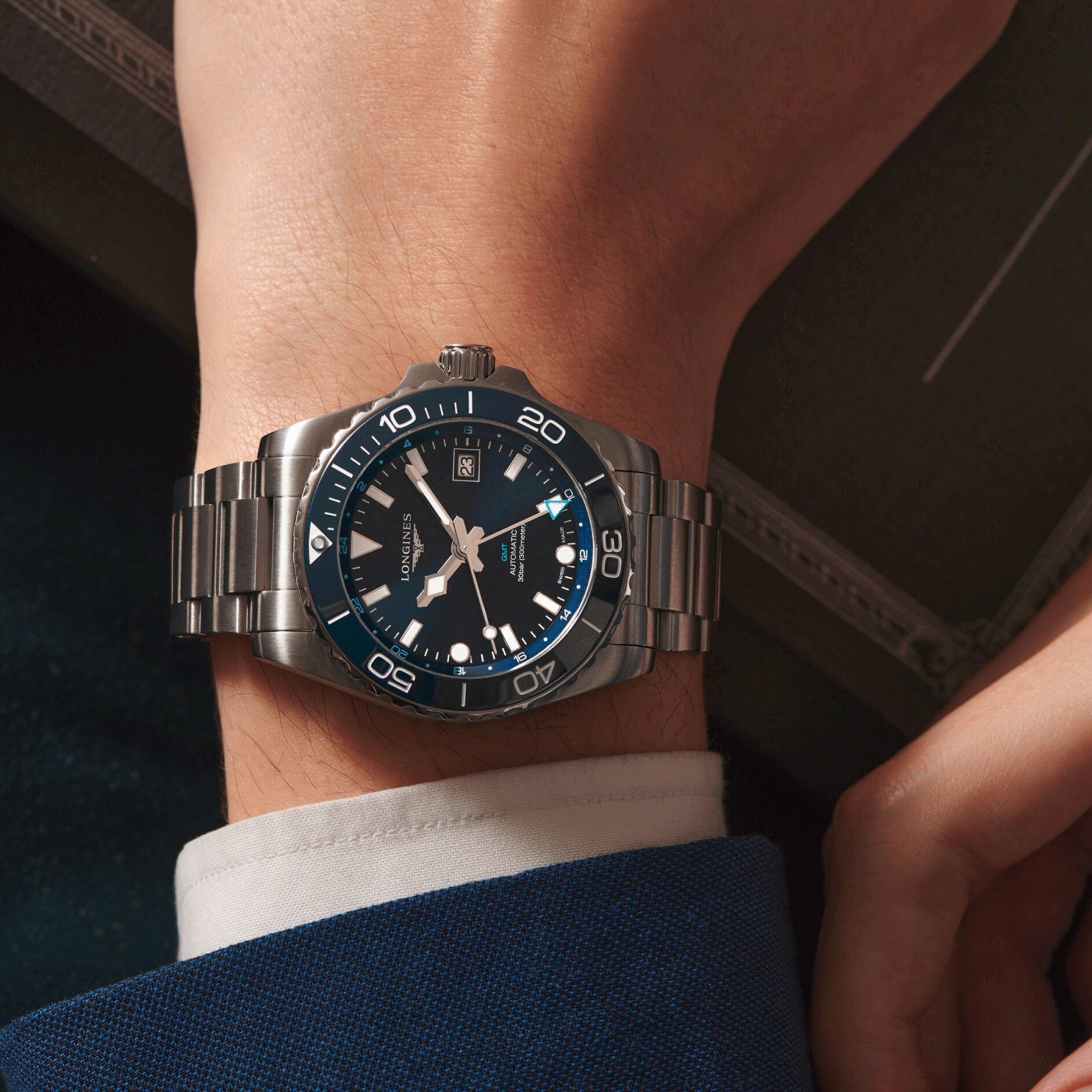 Montre Longines Hydroconquest GMT Auto 41 mm L3.790.4.96.6 - Lepage