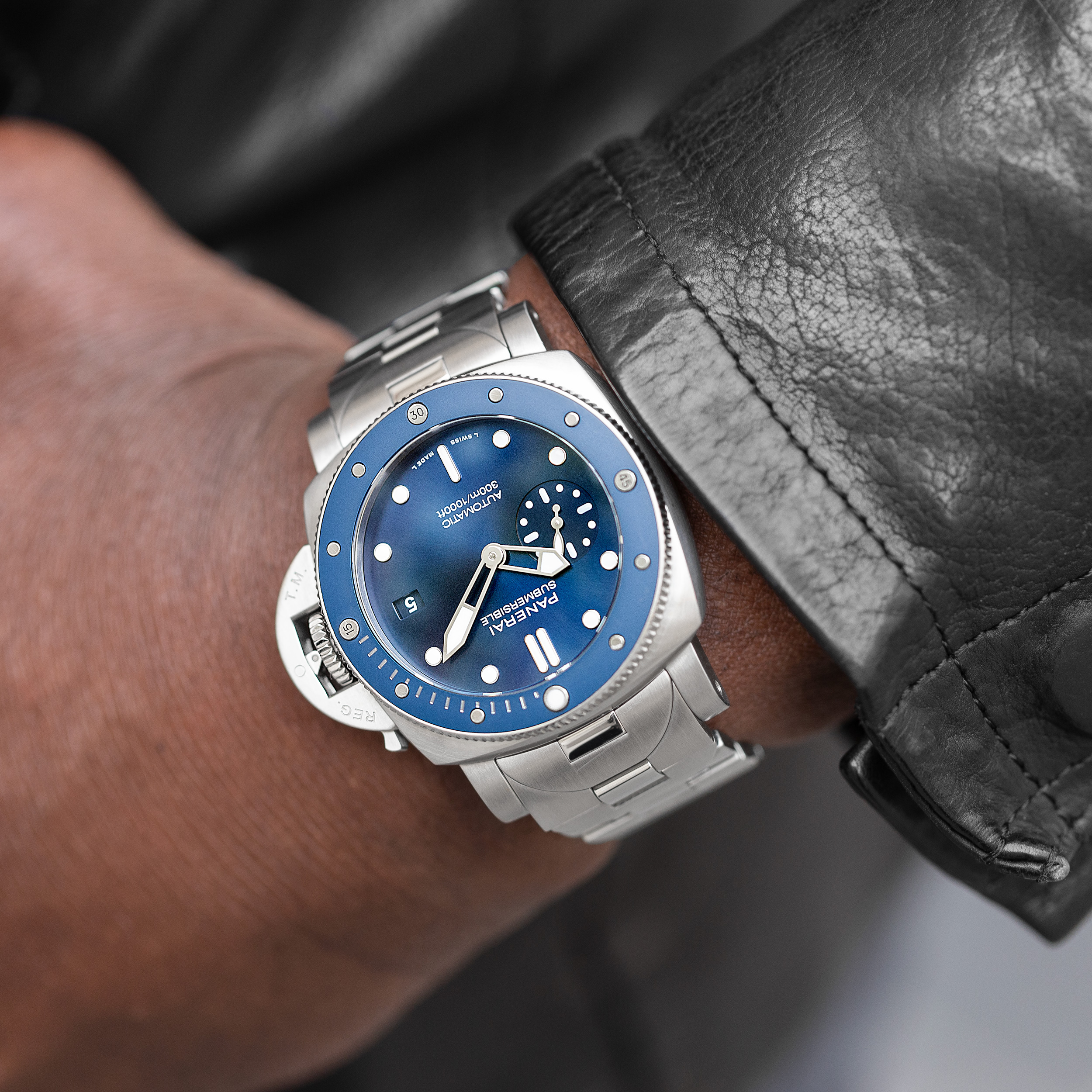 Pre-Owned Panerai Submersible Blu Notte PAM01068 Full Set - Lepage