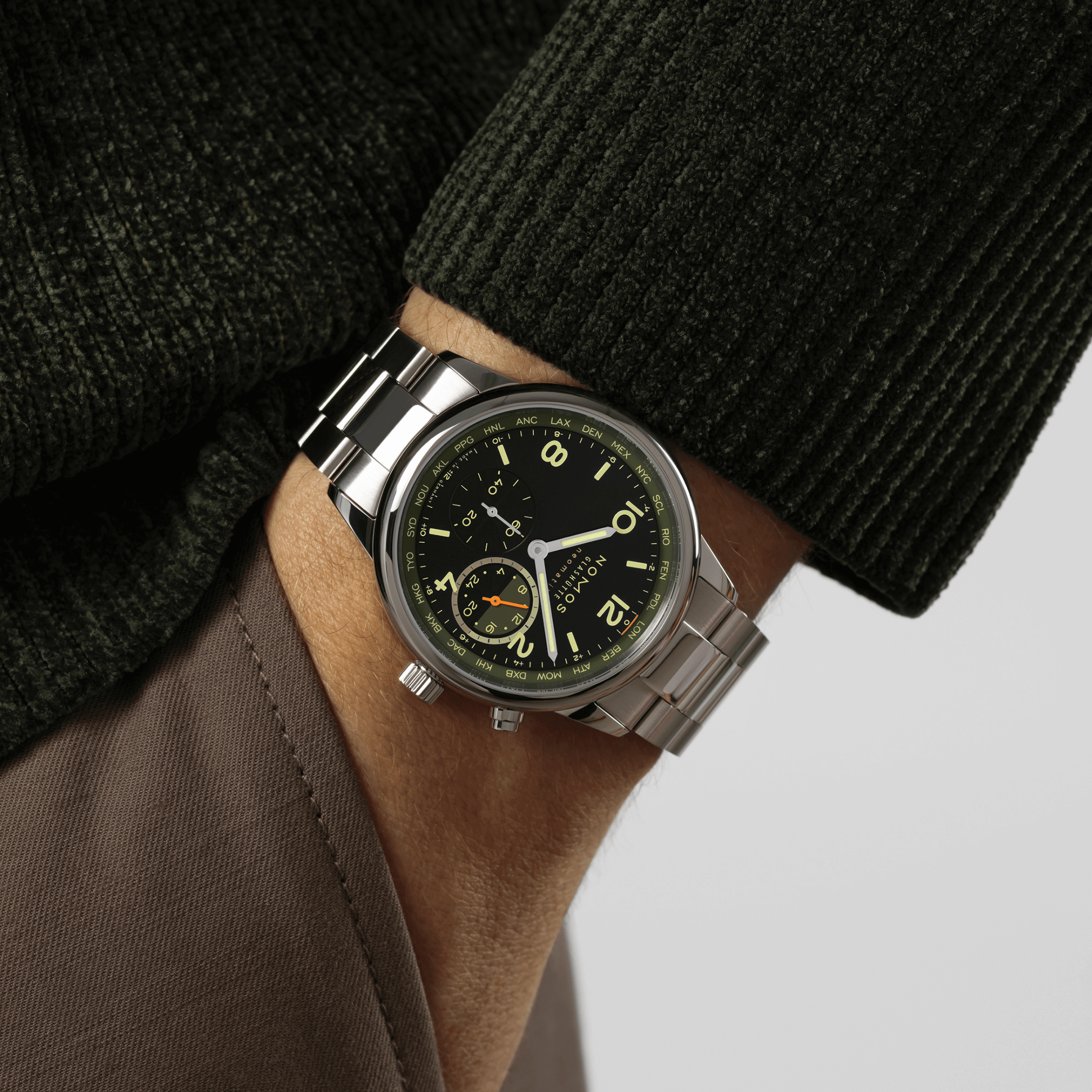 Nomos Club Sport Neomatik Worldtimer "Night Navigation" Vector - Lepage