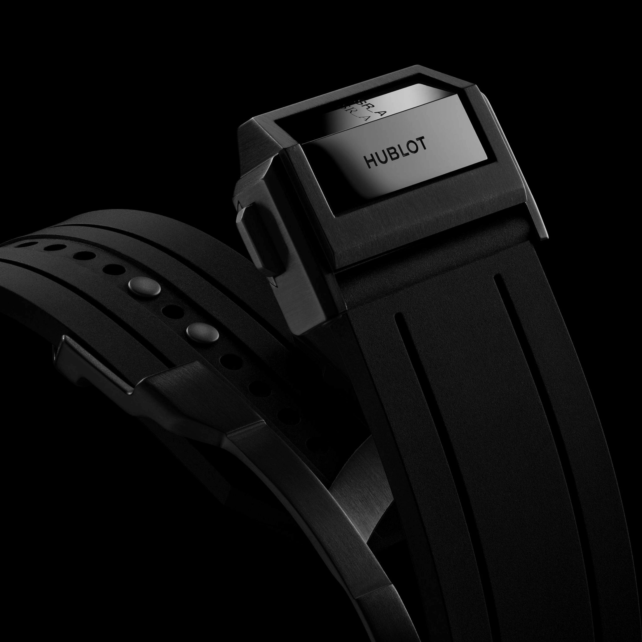 Montre Hublot Big Bang Unico SR_A by Samuel Ross All Black - Lepage